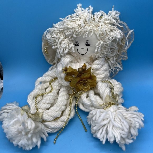 Holiday | Yarn Angel Decor White Gold Beads Door Hanger Flower Bouquet ...